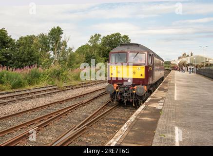 WCR 47746 class 47 'Chris Fudge' seen at Hellifield railwat station on ...