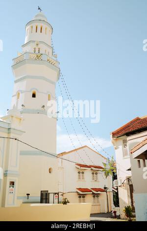 Georgetown Lebuh Acheh Mosque in Penang, Malaysia Stock Photo - Alamy