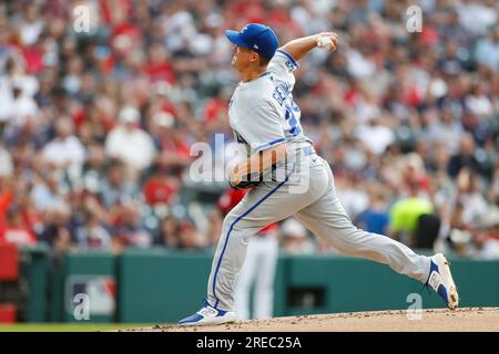 Kansas City Royals pitcher Zack Greinke (23) reacts during a MLB ...