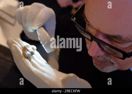 Blaubeuren, Germany. 27th July, 2023. Nicholas Conard investigates in ...