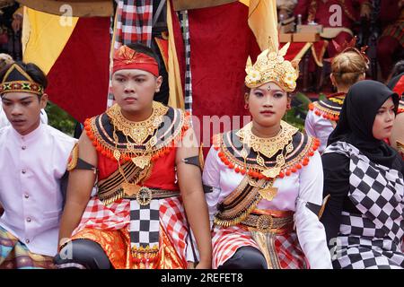 Makepung loloan dance from Bali. This dance is used as welcome dance ...