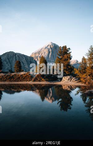 Sunrise at Lago di Limides, view of the Tofane, Dolomites, Italy Stock ...