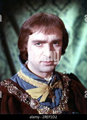 NORMAN WOOLAND Portrait as Catesby in RICHARD III 1955 director ...