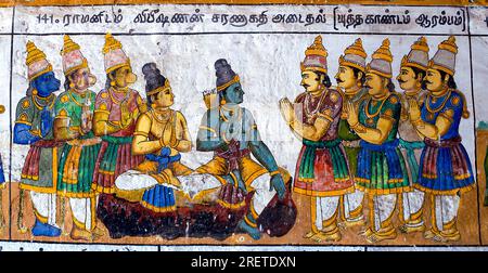 Paintings of Ramayana epic in kumbakonam Ramaswamy temple, Tamil Nadu ...