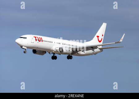 TUIfly Boeing 737-8AS (REG: G-TUKF) in all white colour scheme ...