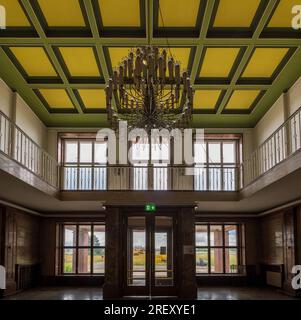 Generalshotel Stalinist VIP arrivals lounge at Berlin airport Stock ...
