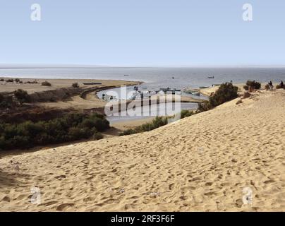 sunny scenery at Lake Moeris in Egypt Stock Photo - Alamy