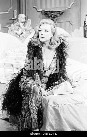 Glynis Johns in COME AS YOU ARE! by John Mortimer at the New Theatre ...