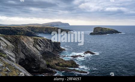 Sea stacks and cliffs of Shetland's west coast Stock Photo - Alamy