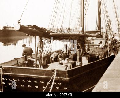 The 'William and Mary' sailing barge, Bridgwater, Victorian period ...