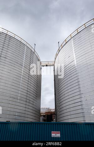 UM Terminals Liverpool, bulk liquid storage tanks. 2023 Stock Photo - Alamy