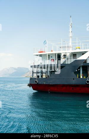 Passenger ferry reaching destination Stock Photo - Alamy