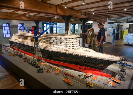 Lego Modell Queen Mary 2. Internationales Maritimes Museum, Koreastraße ...