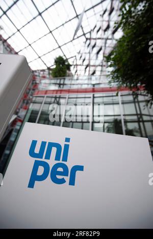 Entrance area of the Uniper corporate headquarters, feature, marginal ...