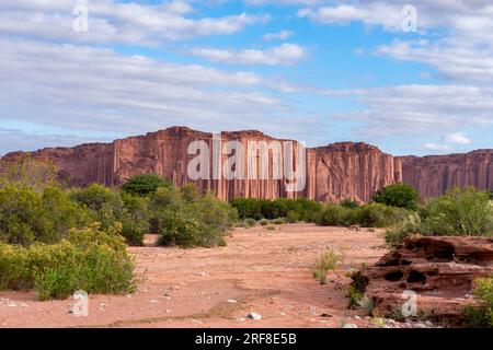 The Wall, a geologic feature of eroded Talampaya Formation sandstone in ...