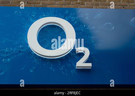 Slough, Berkshire, UK. The Virgin Media O2 offices on the A4 Bath Road ...
