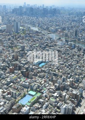 With a population of almost 36 million, the Tokyo Metropolis is the ...
