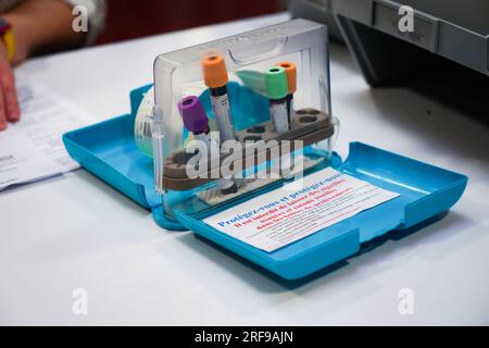 Technical platform of the Inovie 34 laboratory . Hematology tube sorter. NFS, blood count, VS ...
