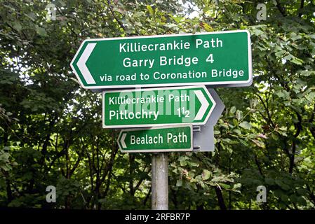 Signpost on the Killiecrankie Path walking trail pointing the way to ...