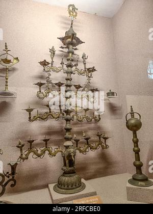 Dhokra Jhada Deepa. From Ganjam. Contemporary. A brass lamp that's used ...