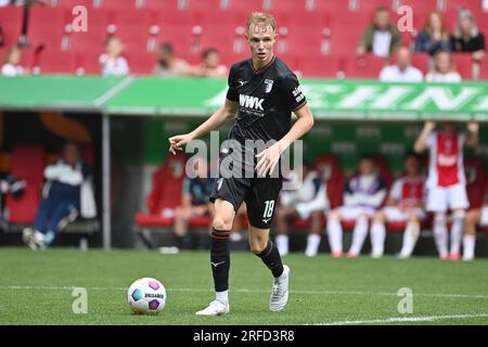 Tim BREITHAUPT (FC Augsburg), action, single action, single image, cut ...