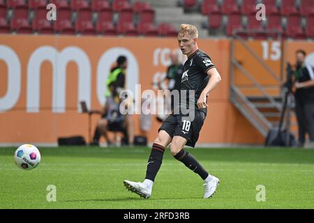 Tim BREITHAUPT (FC Augsburg), action, single action, single image, cut ...