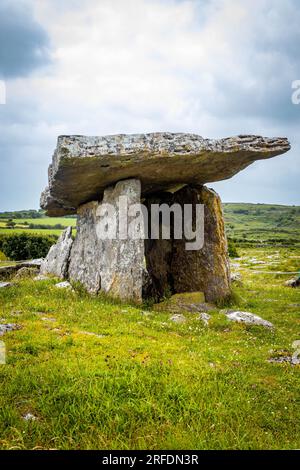 Poulnabrone Tomb prehistoric monument in Burren Ireland celtic portal ...