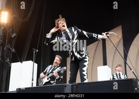 (L-R) - Guitarist Vigilante Carlstroem (Mikael Karlsson), Lead singer ...