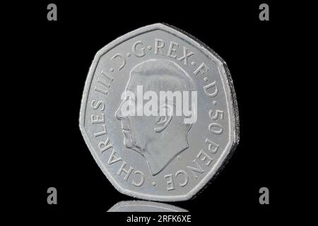 2022 memorial 50 pence coin to commemorate the life of Queen Elizabeth ...