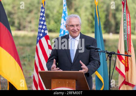 04 August 2023, Bavaria, Grafenwöhr: Dan Kant, Colonel of the U.S. Army ...