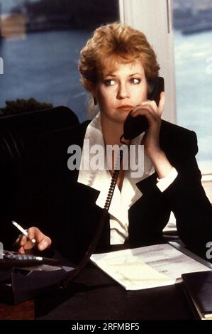 Working Girl Year : 1988 USA Director : Mike Nichols Harrison Ford ...