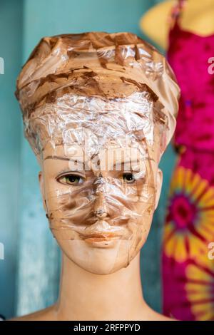 Broken woman mannequin Stock Photo - Alamy