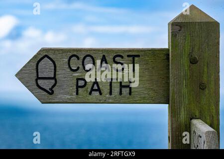 Coastal path signage, Cornwall, UK Stock Photo - Alamy