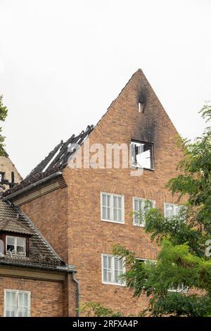 Potsdam, Germany. 06th Aug, 2023. Charred wooden beams can be seen on ...