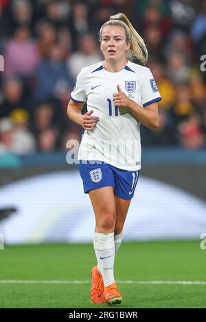 Lauren Hemp #11 of England during the pre-game warm up ahead of the ...