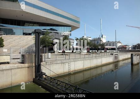 Dokk 1 public library and cultural centre designed by Schmidt Hammer ...