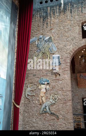 Landscape of statues in interior of Salvador Dali Theater Museum in ...