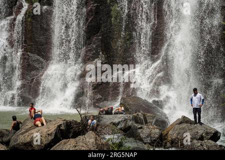 Arambala, El Salvador. 05th Aug, 2023. A boy jumps into a river in ...