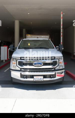 White ford Super duty pickup truck F250 350 front end view USA Stock ...