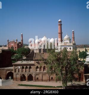 BADSHAHI MOSQUE, one of the largest mosques in the world, built by ...