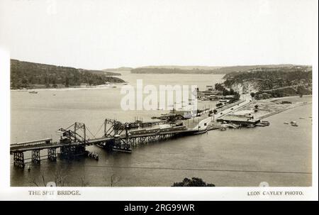 The Spit Bridge in Sydney, Australia with its bascule deck opened Stock ...