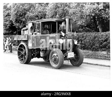 Foden Steam Tractor Built in 1928 VJ 1476 Stock Photo - Alamy