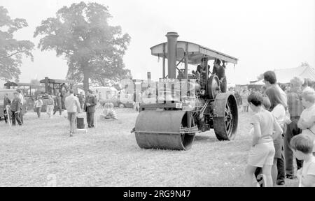 Marshall S class Road Roller, regn. RR 7519, number 82517, Enoch. Built ...