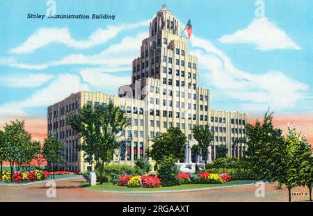 Decatur, Illinois, USA - The Staley Building at night Stock Photo - Alamy