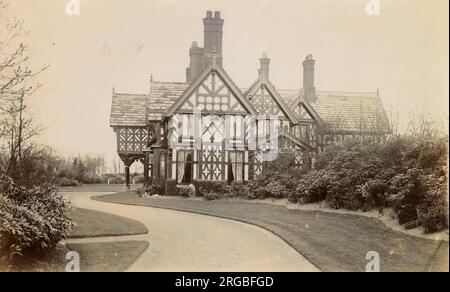 Mock Tudor building, Cheshire Stock Photo - Alamy