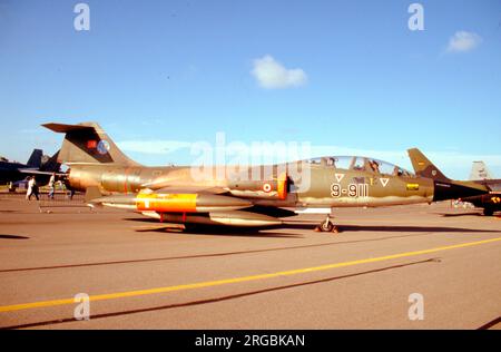 Turk Hava Kuvvetleri - Lockheed F-104G Starfighter 8-334 (msn 683-8334 ...