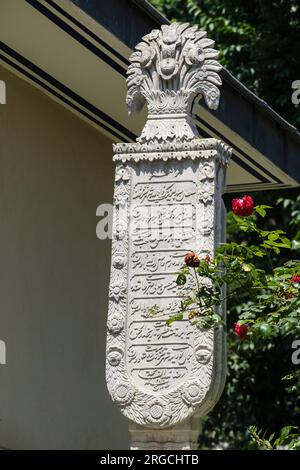Gravestone in cemetery, Istanbul, Turkey Stock Photo - Alamy