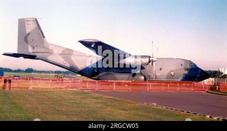 Armee de l'Air - Transall C-160F 61-ZM - R95 (msn 95), of ET 061 ...