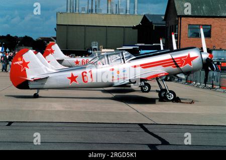 Yakovlev Yak-50 G-YAKM - 61 (msn 842710 Stock Photo - Alamy