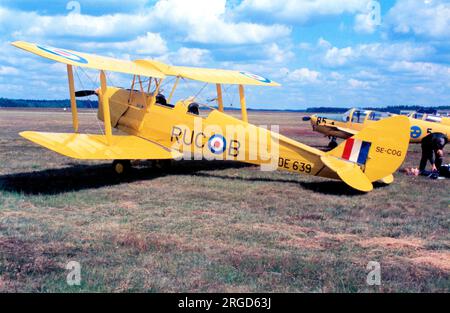 A De Havilland DH-82A Tiger Moth at Headcorn Aerodrome Kent England ...